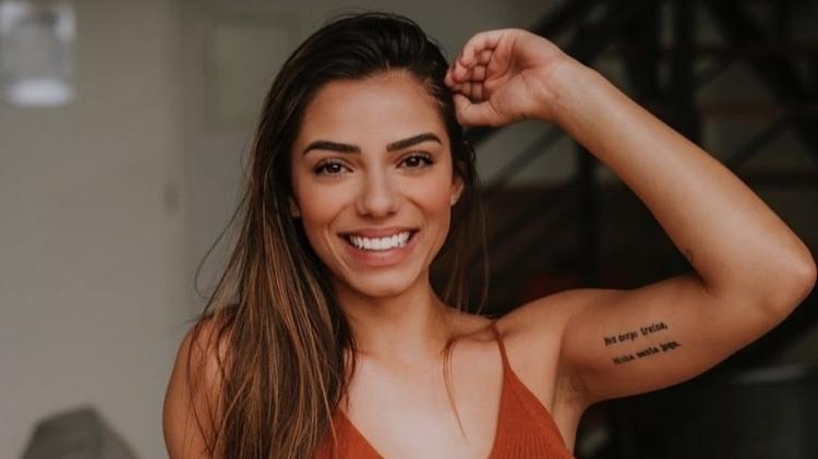 Irmã gêmea de Key Alves passa por procedimentos estéticos de R$ 25 mil