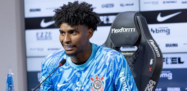 Ex-Flamengo, Hugo exalta torcedor corintiano: 'Totalmente diferente'