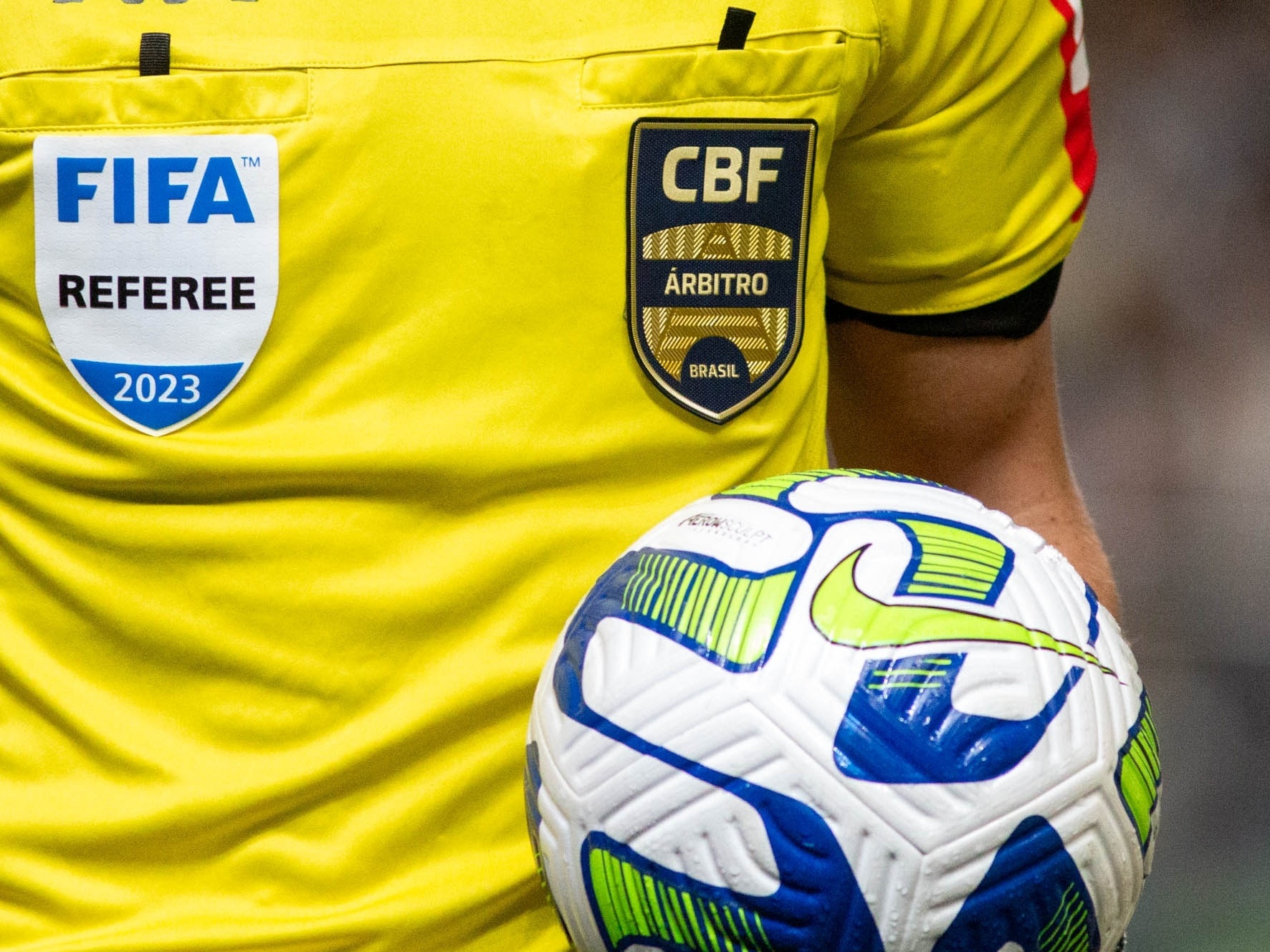 Você sabe quanto ganha um árbitro de futebol? Confira ️ Transforme sua ... Você sabe quanto ganha um árbitro de futebol? Confira ️ Transforme sua ...