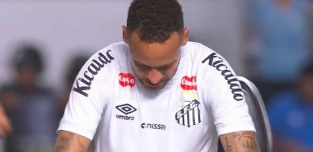 Neymar estava '100% fisicamente', e nova lesão muscular frustra Santos