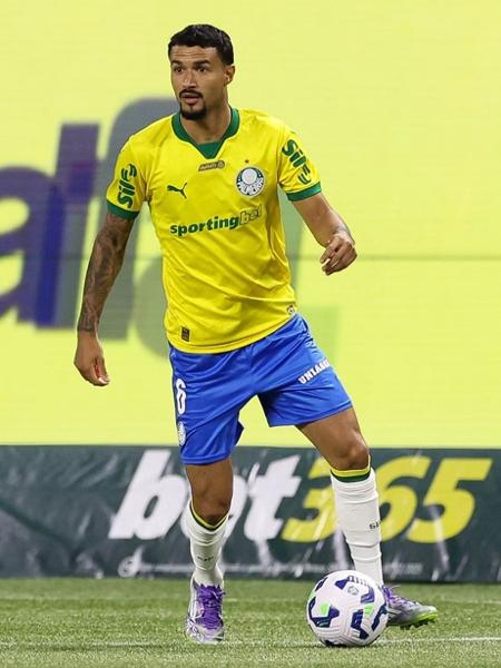 Jefte celebra estria, 1ª assistência e projeta Palmeiras x River