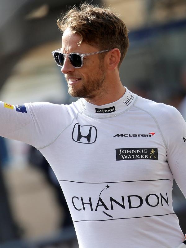 Mônaco também tem buraco | UOL Esporte