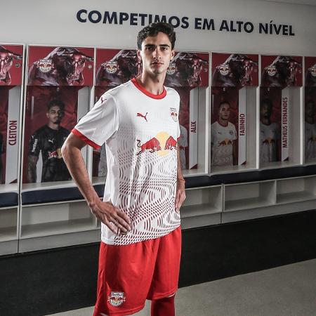 Red Bull Bragantino anuncia meia Rodriguinho, ex-São Paulo
