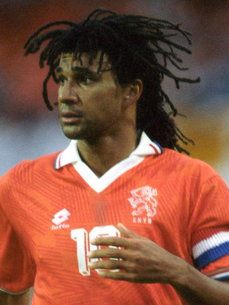 Ídolo holandês, Gullit elogia Memphis no Brasil: 'Decisão excepcional'