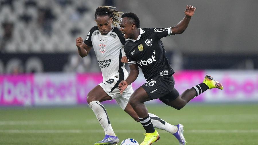 Corinthians muda no segundo tempo e traz empate precioso do Rio