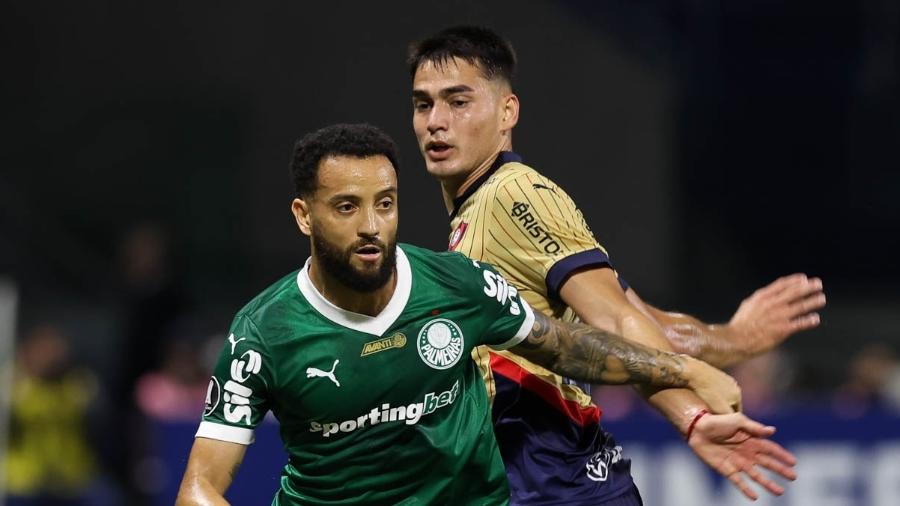Felipe Anderson sobre adaptação no Palmeiras: 'demorei mais'