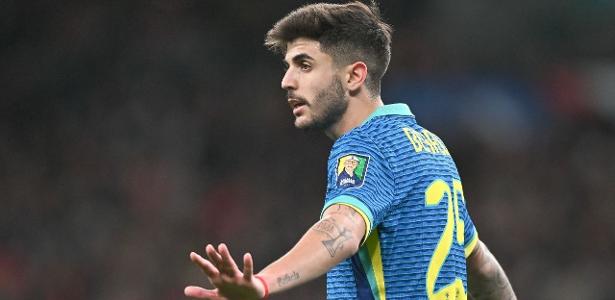 Beraldo recebe elogio de jornal espanhol: 'Futuro defensivo do Brasil'