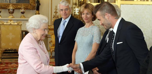 Elizabeth 2ª: 7 esportistas que a rainha transformou em 'Sir'