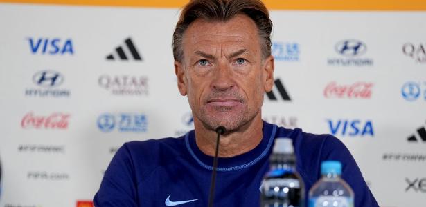 Laura Luzzi: Técnico notou que atacar pelos lados é o forte da França