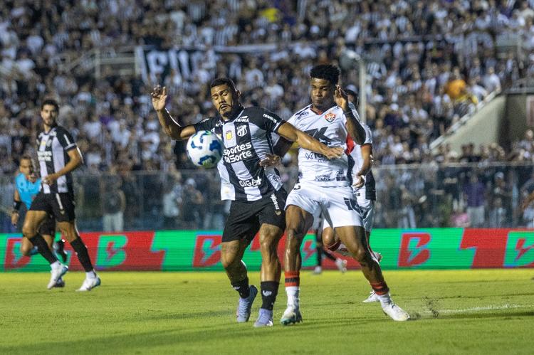 Ceará vence Vitória por 1 a 0 pelo Brasileirão