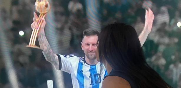 Messi: Estrela do OnlyFans promete nova tattoo do craque após título