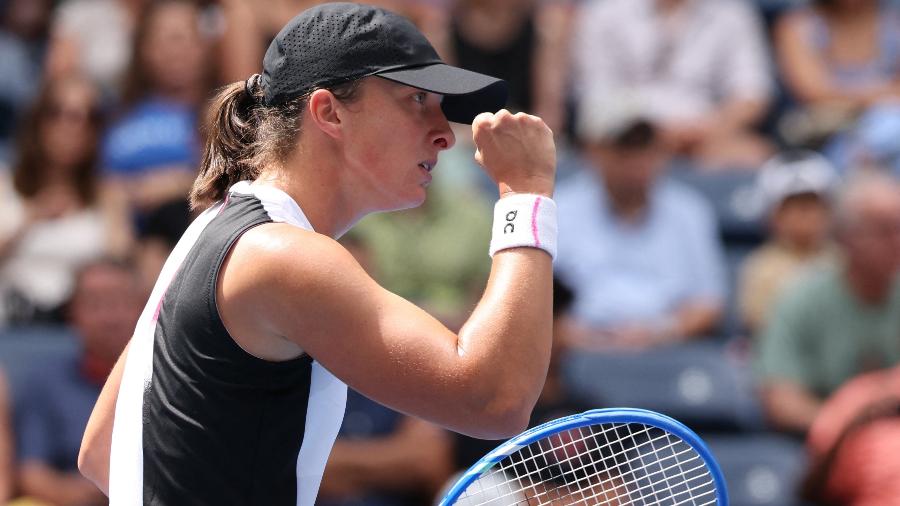 Iga Swiatek vence mais uma e espera por Bia nas quartas de final do US Open