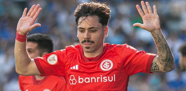 Corinthians: Agente de Maurício diz que meia deve ficar no Inter