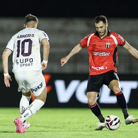 Série B pega fogo antes da rodada final; veja cenários completos de G4 e Z4