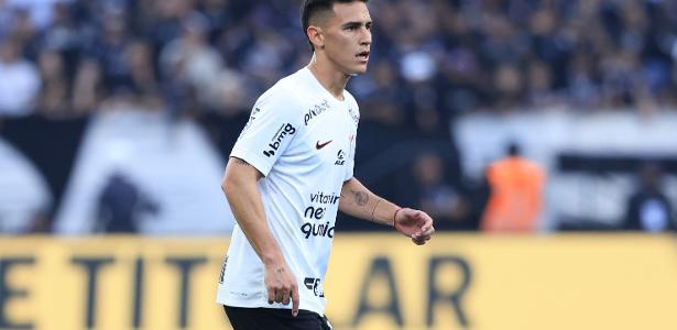 Corinthians: Rojas estreia no Corinthians e ganha elogio de Luxemburgo