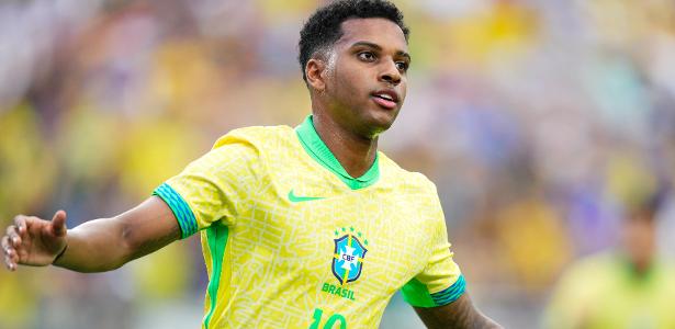Rodrygo ressalta novo ciclo e diz que seleção está se entrosando
