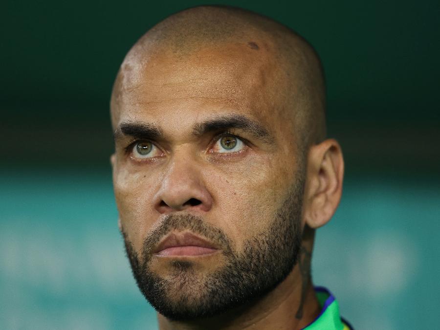 Exposição da vítima e ruptura com defesa: 420 dias do caso Dani Alves