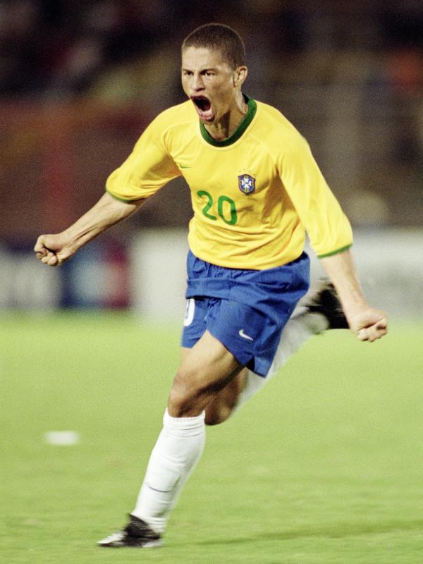 Alex repassa carreira e diz que raiva foi combustível no Cruzeiro