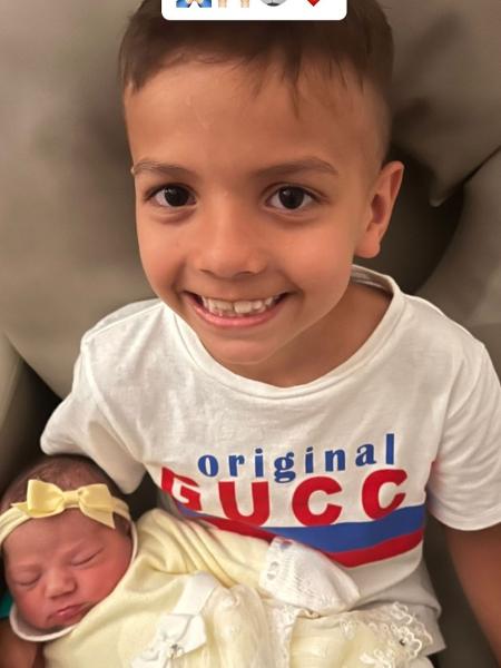 Nasce a filha de Roger Guedes, atacante do Corinthians; veja