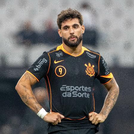 Yuri é titular, e Memphis volta contra o Mirassol no banco; veja times