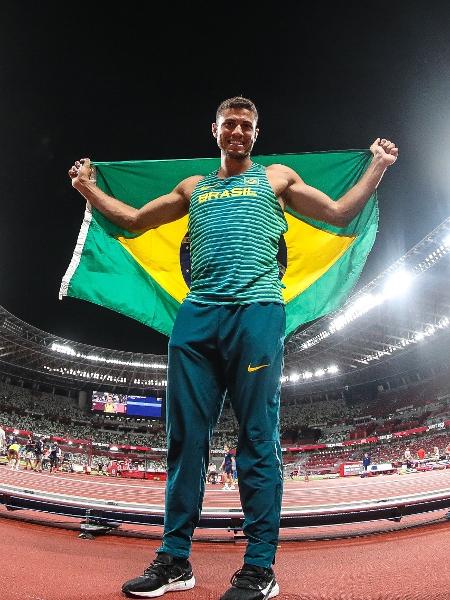 Thiago Braz vira atração em última chance de o Brasil ampliar time olímpico