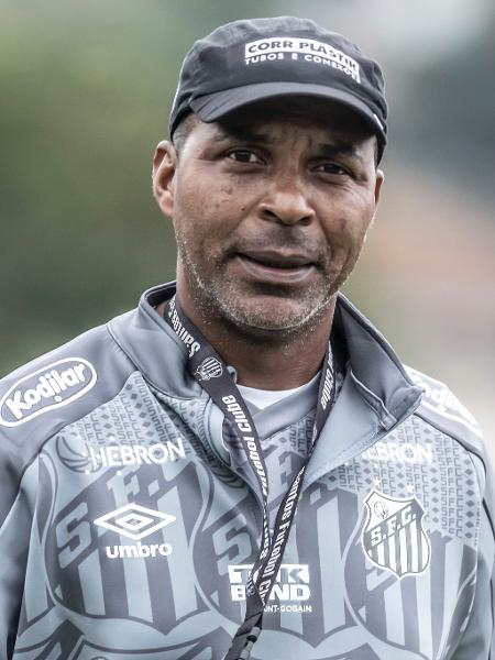 O que o Santos está esperando para efetivar Orlando Ribeiro para 2023 ...