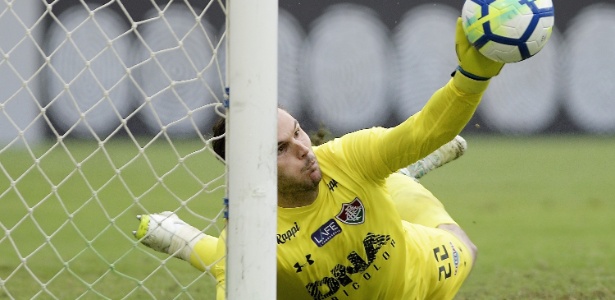 Herói do Flu, Júlio César quer valorização e contrato mais longo para ...