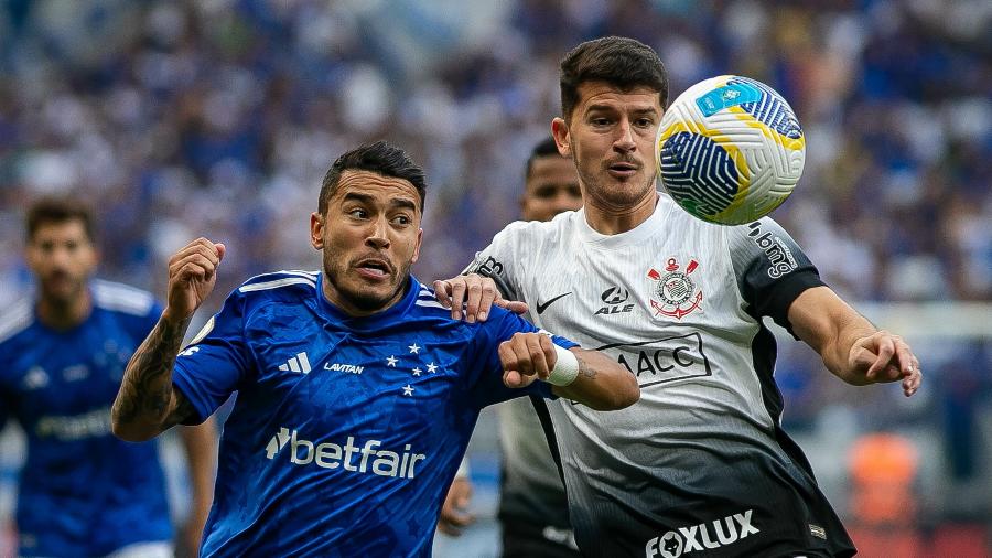 Cruzeiro sobe ao andar de cima e Corinthians estaciona no subterrâneo