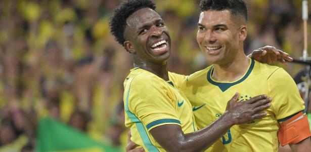 Seleção Brasileira: Vaias viram festa em com organizada profissional