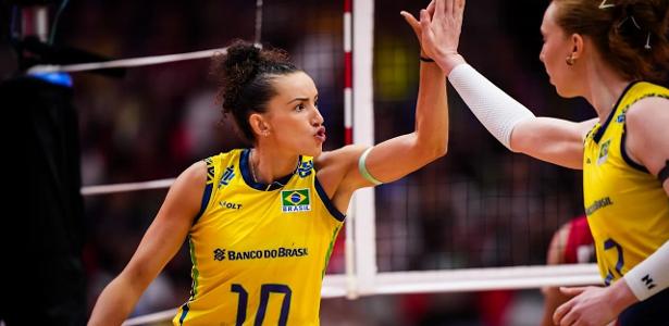 Maior pontuadora do Brasil, Gabi celebra bronze no Mundial: 'Orgulho'