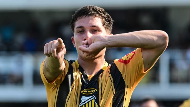 Gabigol marca e Santos busca virada contra Novorizontino no Paulista