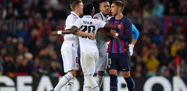 Vestiário do Barcelona está chateado com Vini Jr, diz jornal