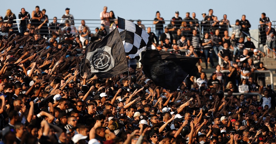 Torcida do Corinthians reserva todos ingressos da final da Copa do ...