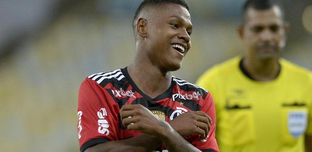 Crystal Palace oferece 15 milhões de euros por Matheus França