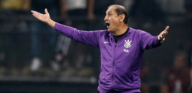 Corinthians: 'Se não for campeão paulista, desmorona', alerta Arnaldo