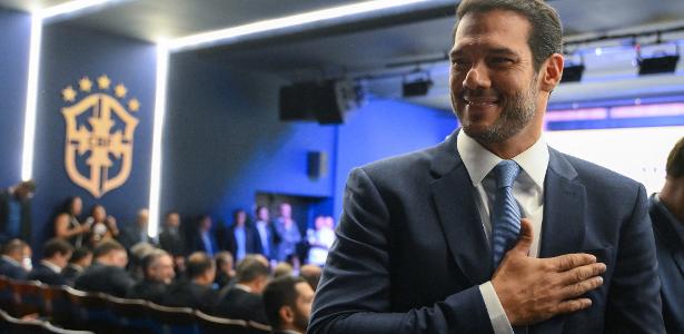 Samir Xaud é o novo presidente da CBF em eleição esvaziada por clubes