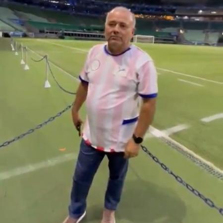 Estudantes são barrados de usar camisa do Paraguai em tour do Allianz