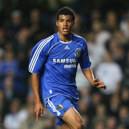 Ex-Chelsea, Jacob Mellis vive na rua aos 32 anos