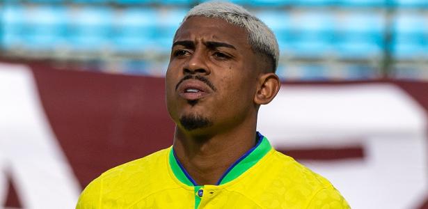 John Kennedy fez primeira partida pela seleção contra Bolívia