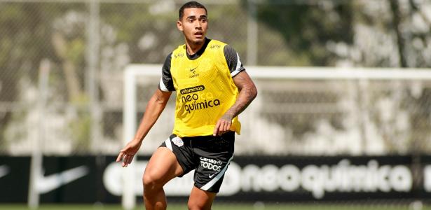 Du Queiroz ganha confiança no Corinthians: 'Momento especial'