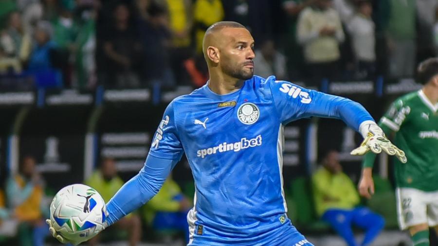 Weverton, o maior goleiro da história do Verdão? Menos, Abel…