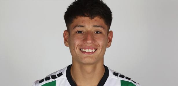 Atlético-MG encaminha Ivan Román e mira em Mina; PVC e Hernan explicam