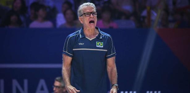 Bernardinho define os 14 convocados para o Mundial de vôlei masculino