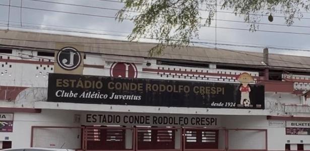 Conselho do Juventus-SP aprova SAF sob protestos e judicialização
