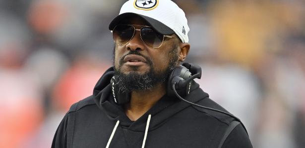 Técnico mais longevo da NFL, Mike Tomlin é desligado do cargo após 19 anos