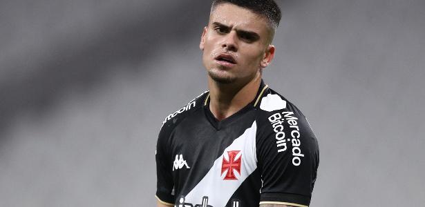 Gabriel Pec vira alvo do Cruzeiro, que avalia proposta por cria do Vasco