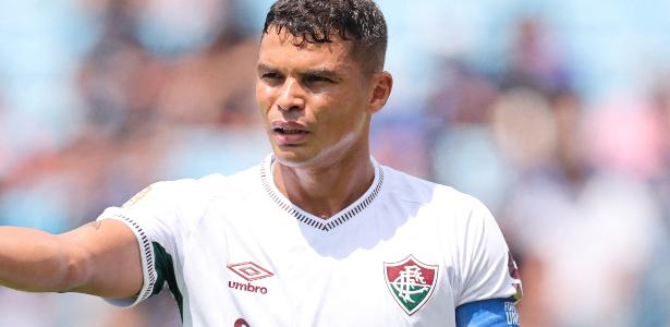 Entre passado e presente, Thiago Silva reencontra Chelsea em dia histórico