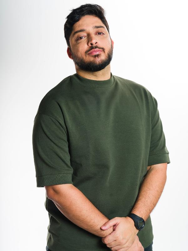 Magno Navarro fala sobre depressão e abre o jogo sobre saída da Globo