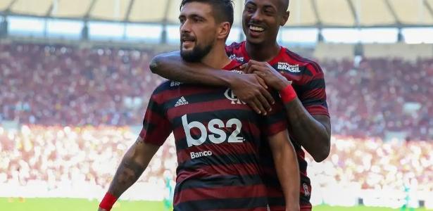 Arrascaeta e Bruno Henrique: maiores vencedores do Flamengo