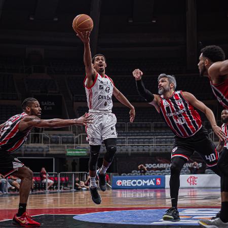 NBB: Flamengo vence São Paulo e segue caça ao líder Minas